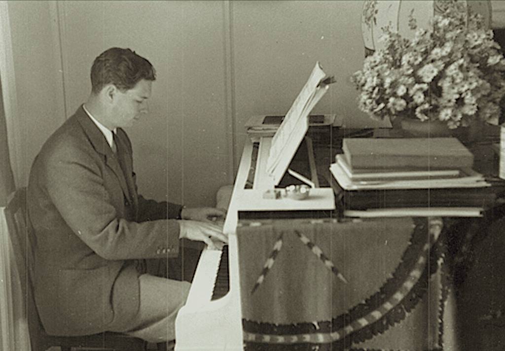 Când muzica trebuie să se oprească – Despre Opera